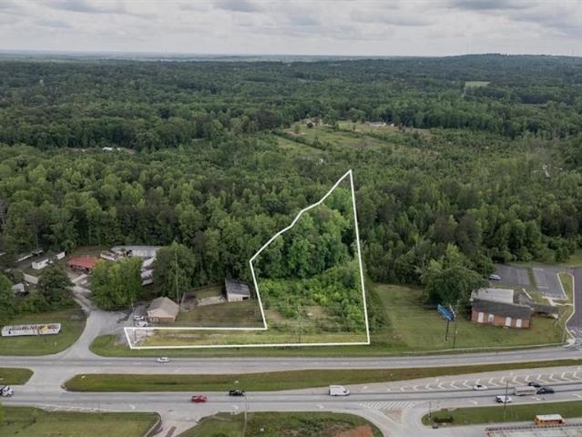 1711 B Bankhead Hwy, Carrollton, GA 30116 | MLS #7768 | Compass