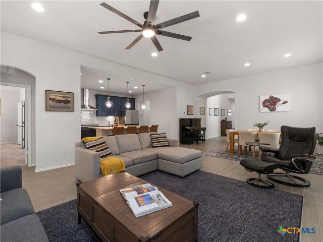 1711 Dalhart