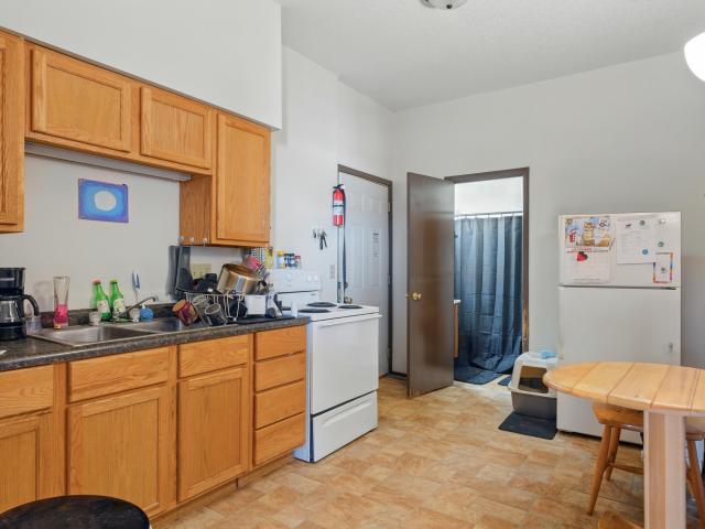 1711 George St