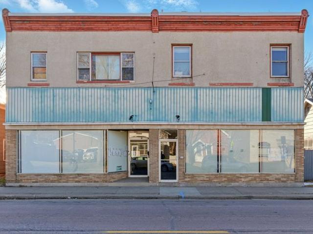 1711 George St, La Crosse, WI 54603