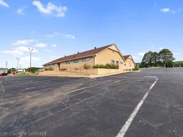 1711 Hwy 9 B