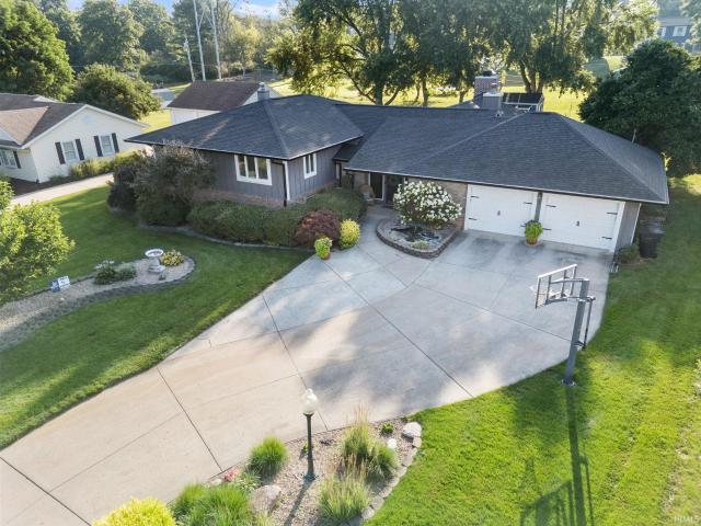 1711 Hemlock Road