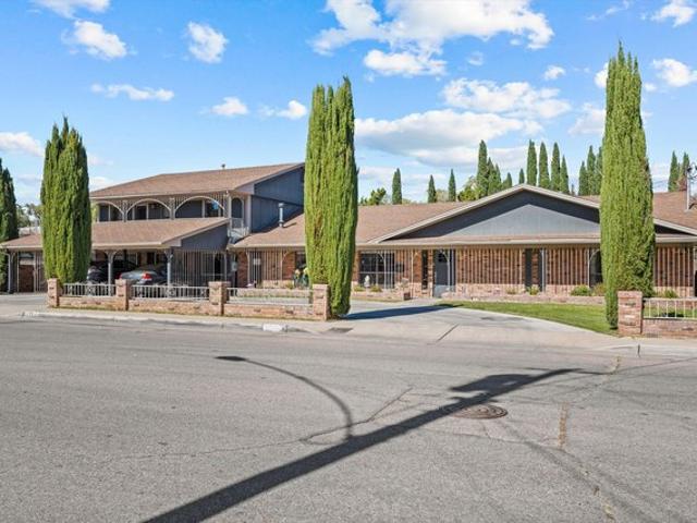 1711 Park Ave SW, Albuquerque, NM 87104