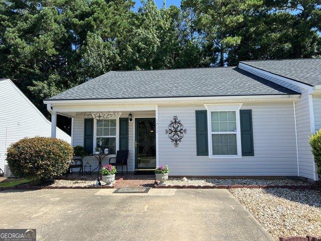 1711 Summerwoods Ln, Griffin, GA 30224