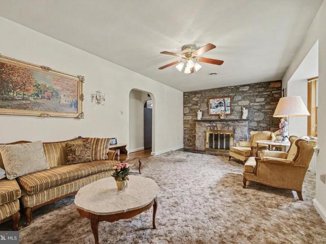 1711 Sandy Hill Road