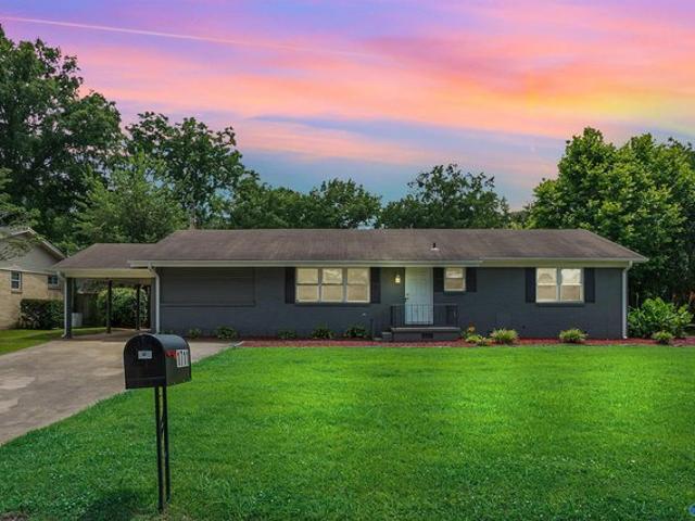 1711 Sandra St SW, Decatur, AL 35601