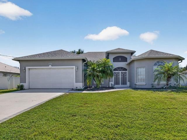 1711 SE Fairfield St, Port Saint Lucie, FL 34983