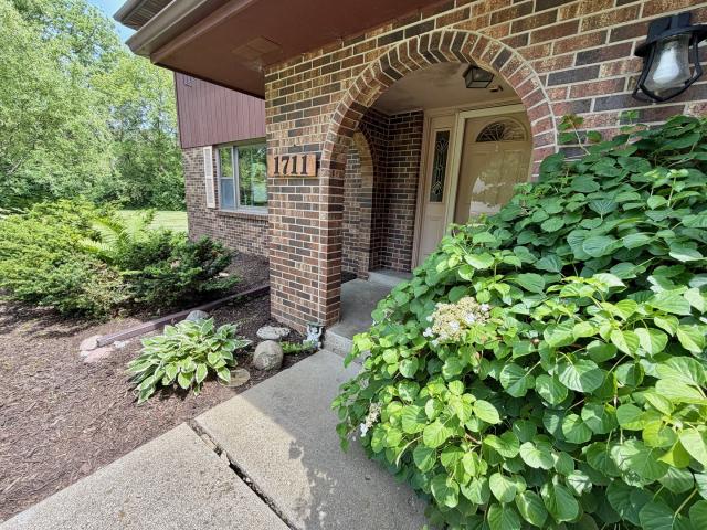 1711 Shaw Woods Drive
