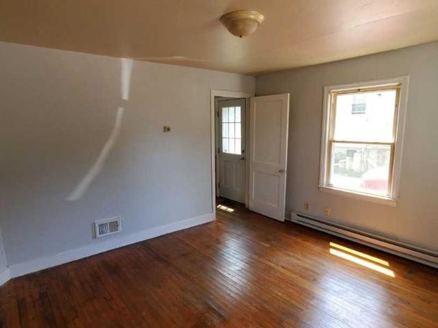 1711 Sherwood St 1 Bedroom Apartment for Rent at 1711 Sherwood St, Greensboro, NC 27403 Brice Street Area