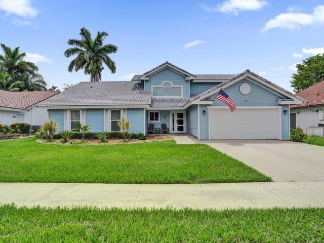1711 W Oak Knoll Cir, Davie, FL 33324