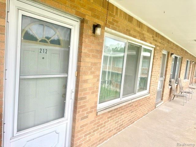 17121 Redford Street # 212