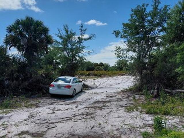 17122 NW 292nd St, Okeechobee, FL 34972