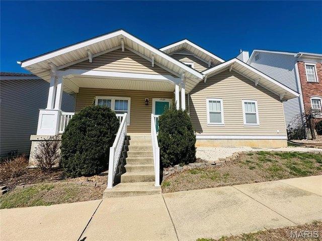 17125 Windsor Crest Blvd, Glencoe, MO 63038