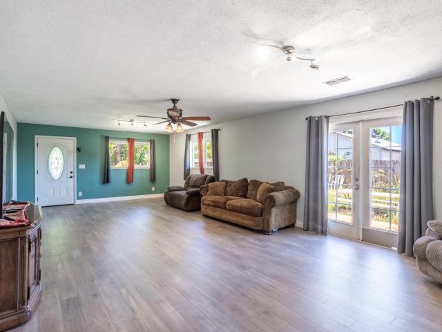 17125 Zanita Trail