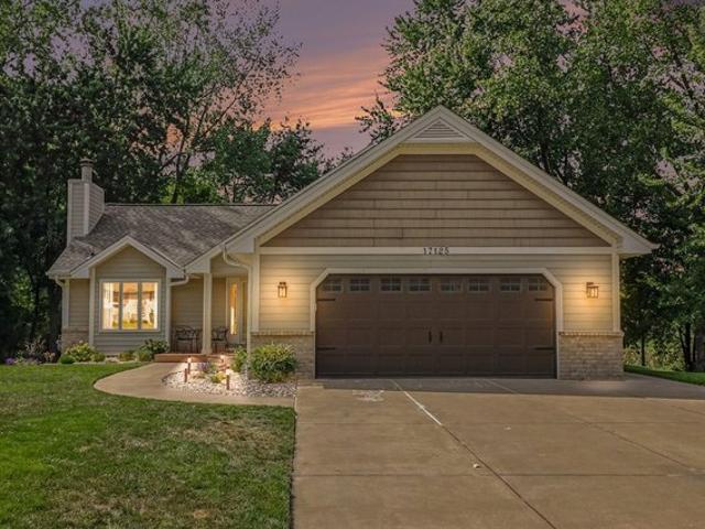 17125 Hershey Ct, Lakeville, MN 55044