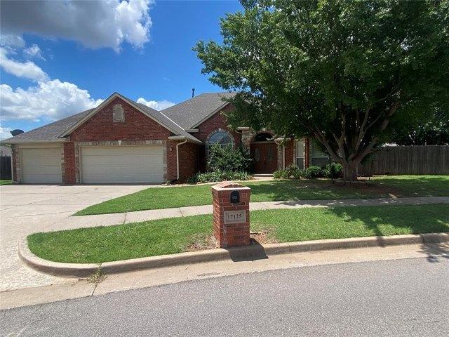 17125 Platinum Ln, Edmond, OK 73012