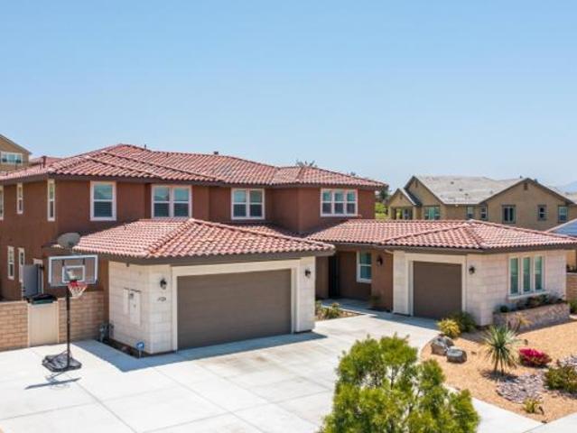 17126 Blue Lake Ct, Riverside, CA 92503
