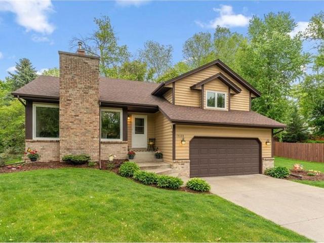 17128 Hannibal Ct, Lakeville, MN 55044