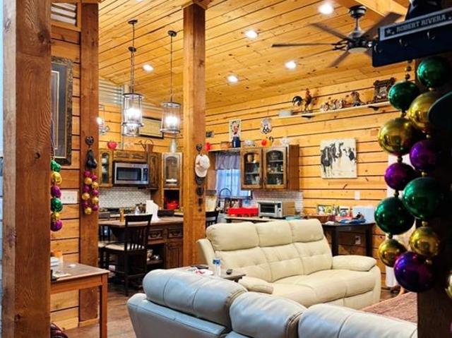 1712 Mesquite Drive