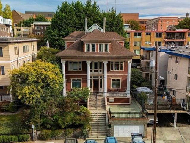 1712 Belmont Ave, Seattle, WA 98122