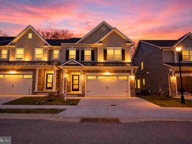 1712 Botanical Court # 22