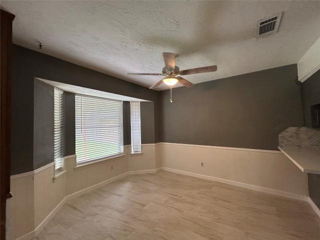 1712 Carol Lee Lane