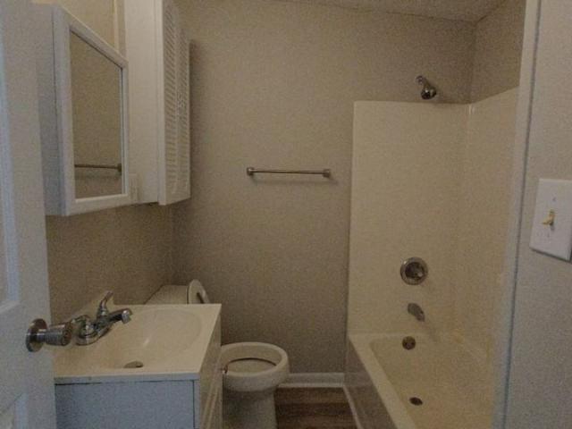 1712 Central Avenue 2 Bedroom Apartment for Rent at 1712 Central Ave, Augusta, GA 30904 Academy Bake Avenue