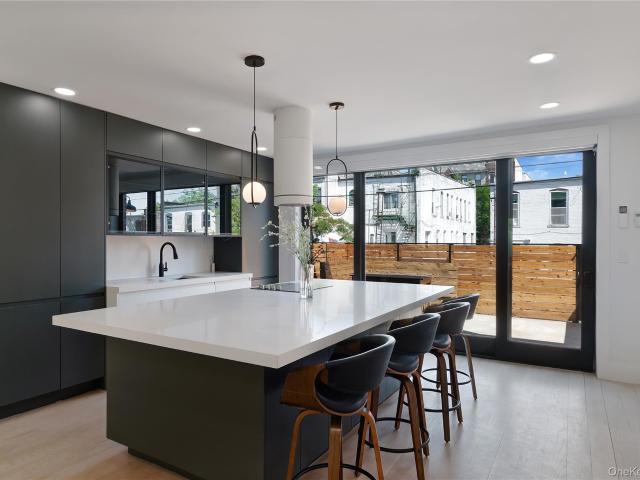 1712 Dekalb Avenue