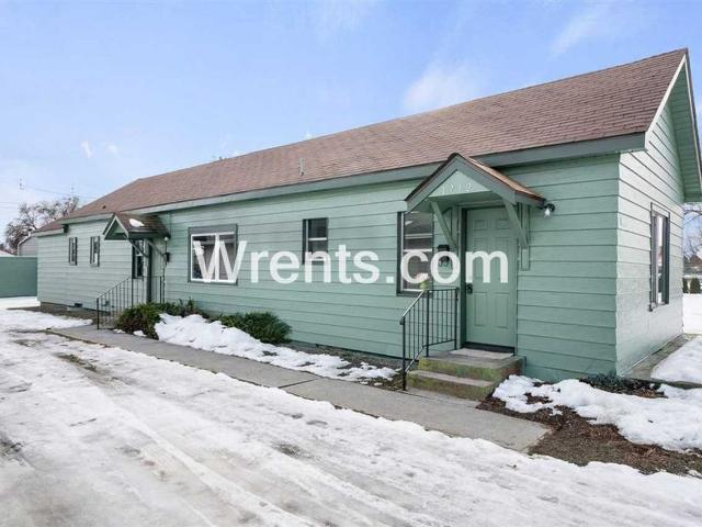 1712 E. Sanson 1 Bedroom Apartment for Rent at 1712 E Sanson Ave, Spokane, WA 99207 Whitman