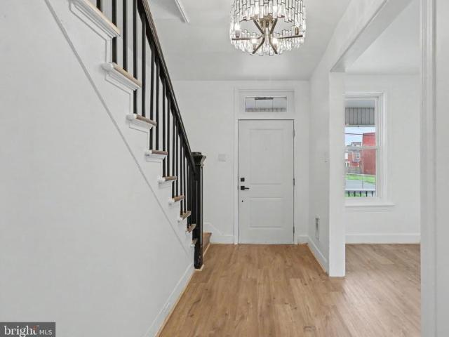 1712 Elm Street