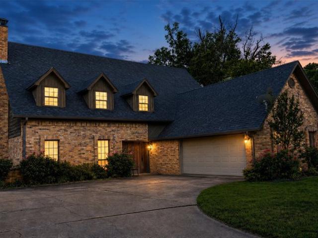 1712 Gena Dr, Sulphur Springs, TX 75482