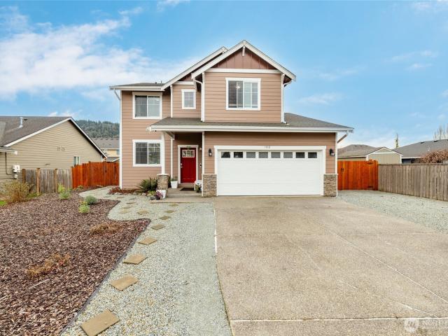 1712 Hillcrest Loop