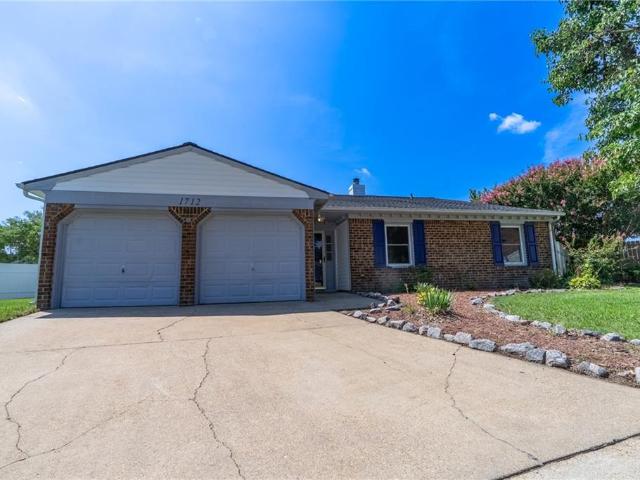 1712 Lamerton CT