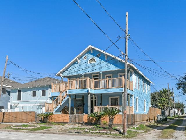 1712 19th St, Unit 2, Galveston, TX 77550 | MLS #81818 | Compass
