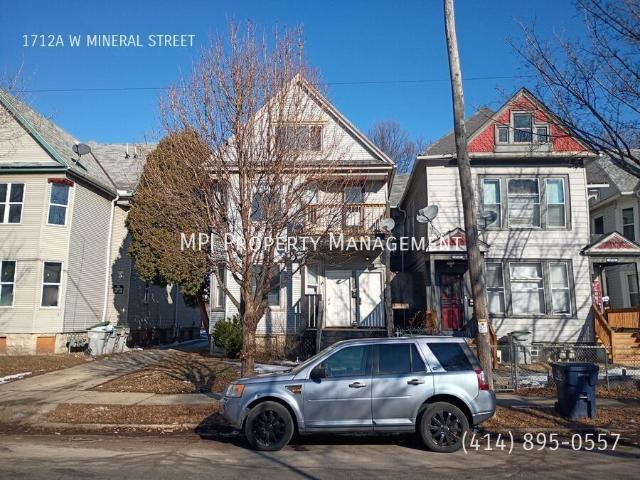 1712A W. Mineral Street: 1 Bedroom Upper Front
