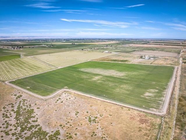 17131 Cotton Rd, Los Banos, CA 93635
