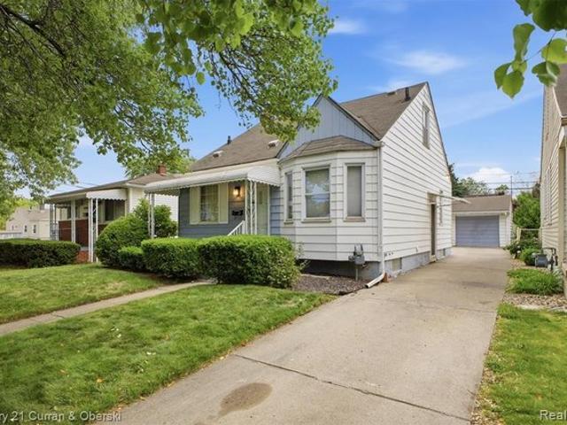 17136 Harman St, Melvindale, MI 48122