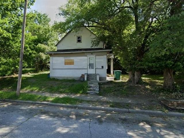 1713 Market Ave, East Saint Louis, IL 62207