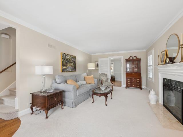 1713 N 76TH Court