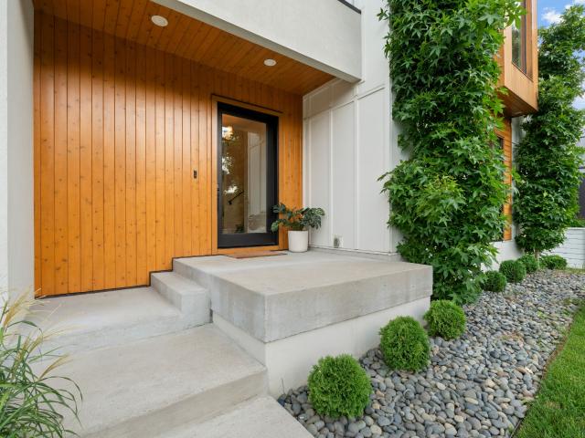 1713 Castleman Dr