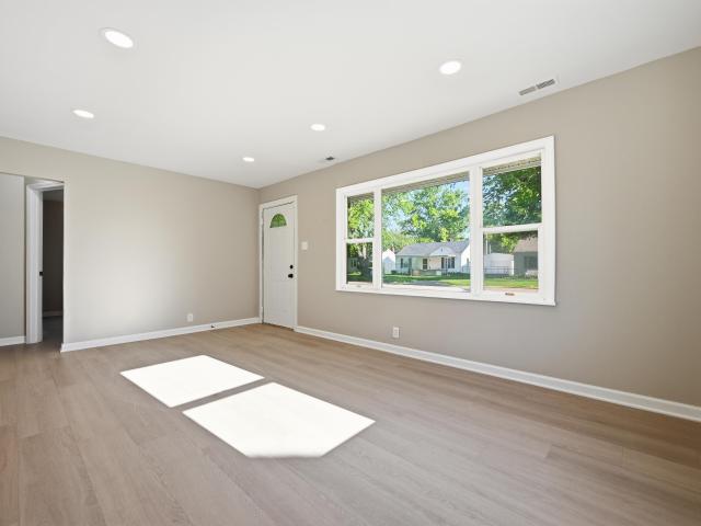 1713 E 24th Street