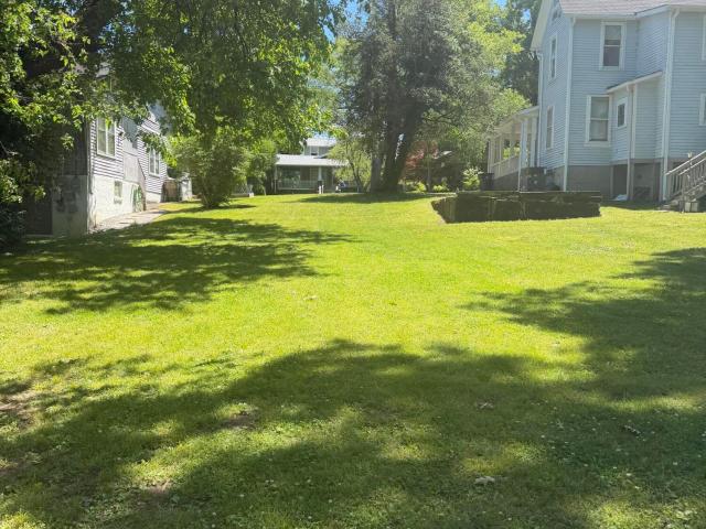 1713 E 5th Ave