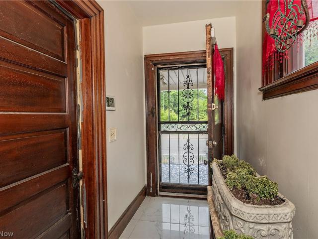 1713 E 84th Street