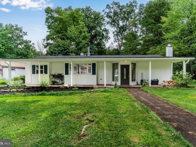 1713 Laurel Rd, Harrisburg, PA 17112
