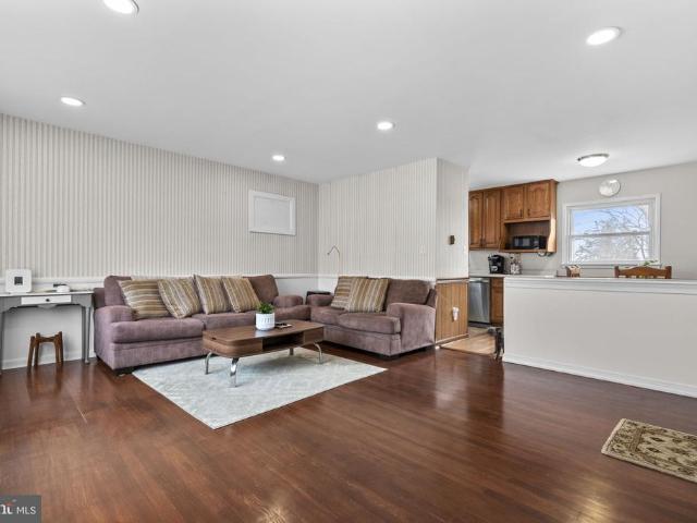 1713 Rosa Drive