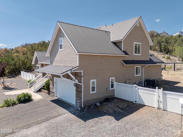 1713 Snowline Drive