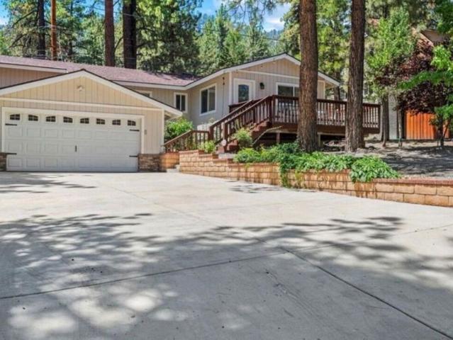 1713 Twin Lakes Road