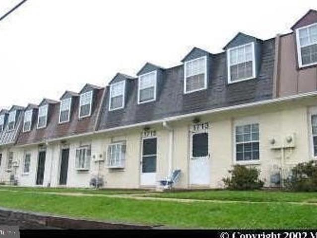 1713 Village Green Dr Unit Z33, Landover, MD 20785