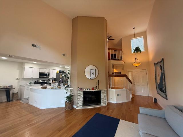 1713 W Orchard Place # 1713