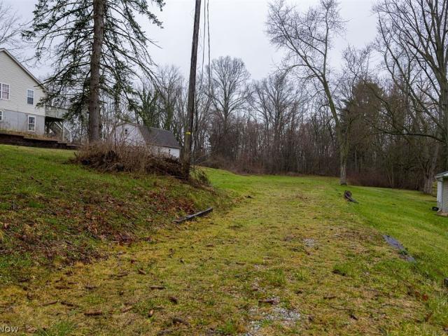 1713 Woods Road